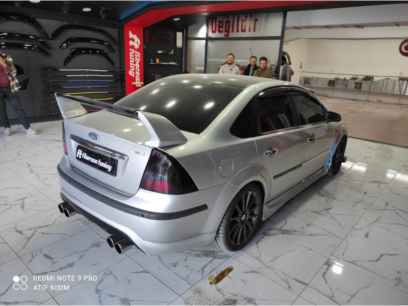 FOCUS 2 SEDAN BODY KİT (002 )
